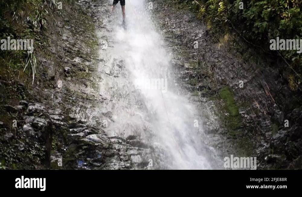 Repelling down Stock Videos & Footage - HD and 4K Video Clips - Alamy