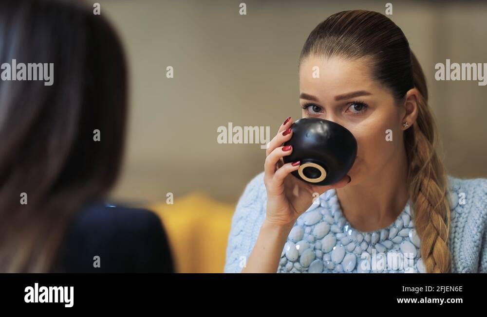 Friends speaking Stock Videos & Footage - HD and 4K Video Clips - Alamy