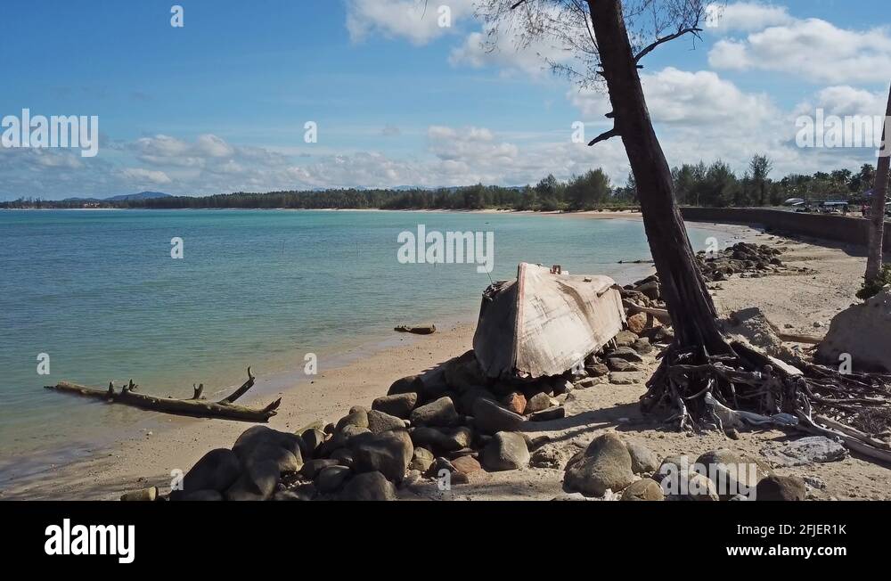 Old boat on beach Stock Videos & Footage - HD and 4K Video Clips - Alamy