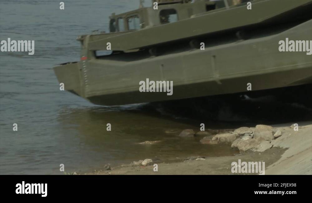 2CR Soldiers cross river with support from German Military and British ...