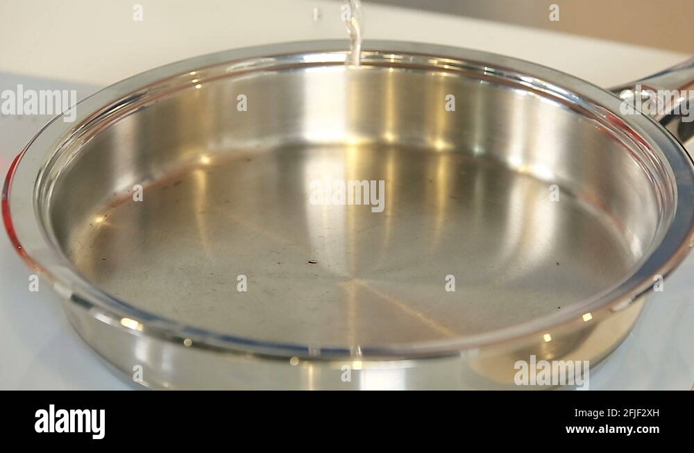 Dropping hot water Stock Videos & Footage - HD and 4K Video Clips - Alamy