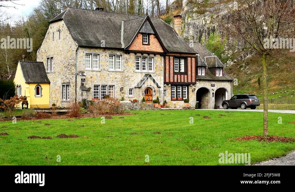 Castle farm house Stock Videos & Footage - HD and 4K Video Clips - Alamy