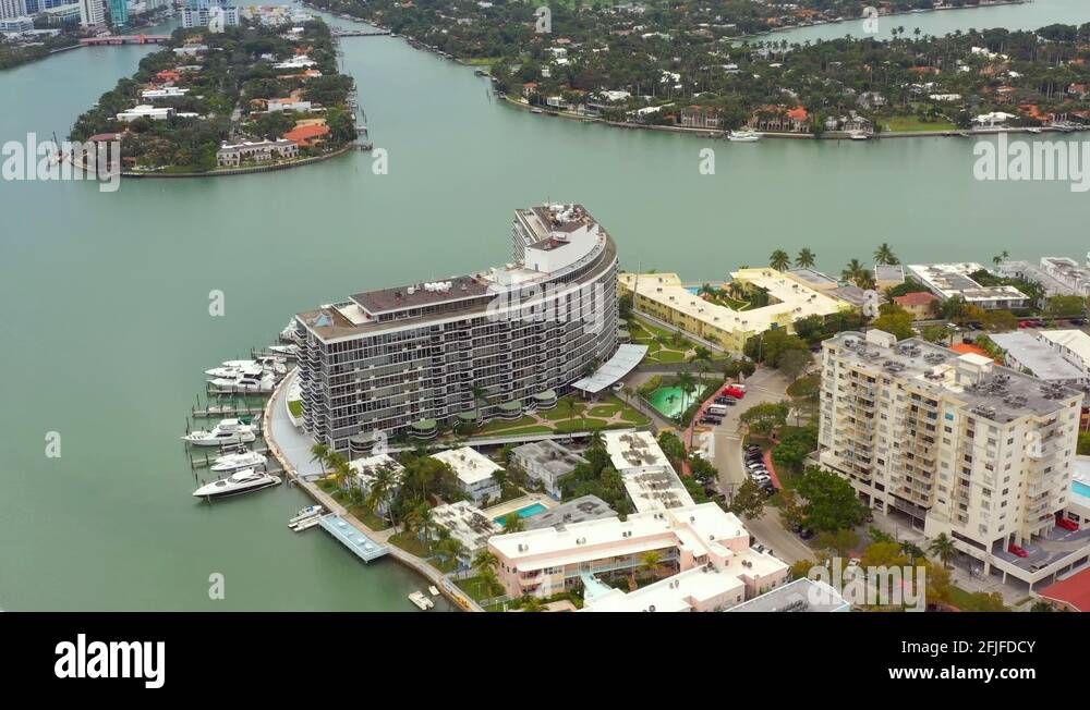 Cole bay water Stock Videos & Footage - HD and 4K Video Clips - Alamy