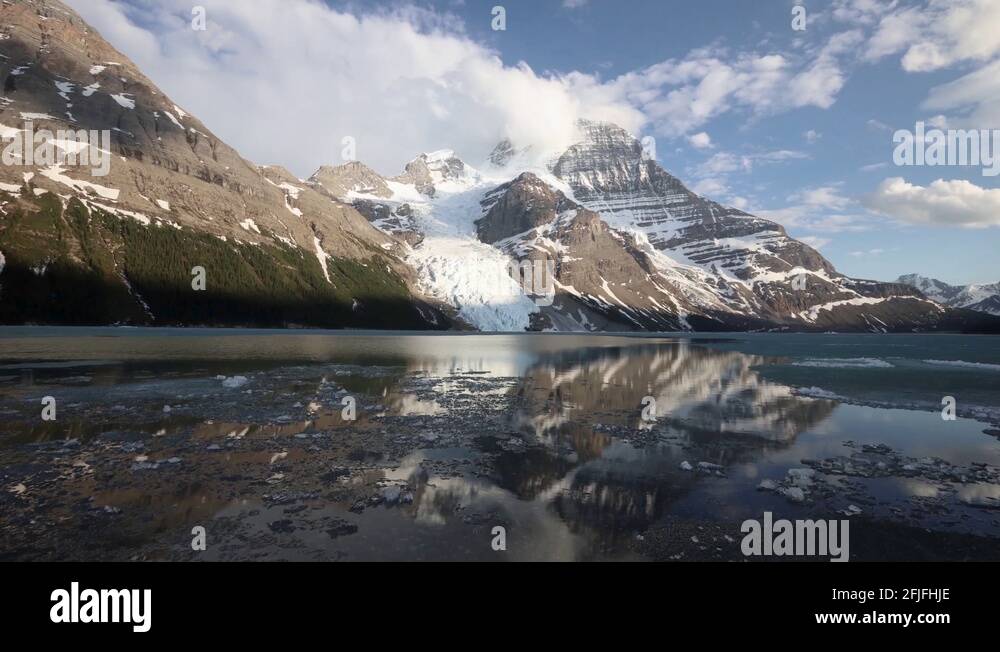 Berg Stock Videos & Footage - HD and 4K Video Clips - Alamy