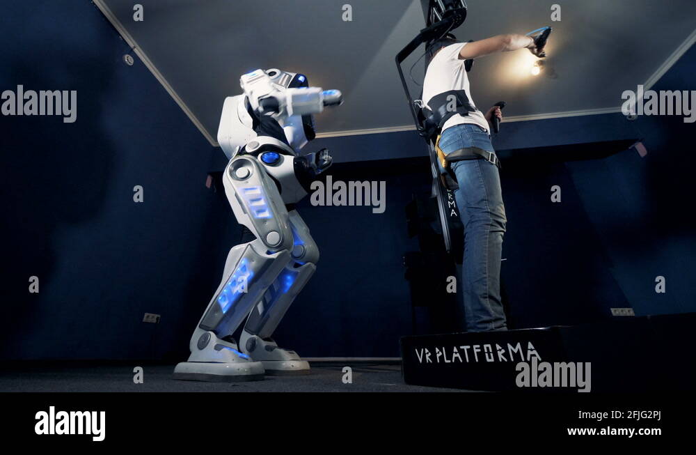 Virtual avatar Stock Videos & Footage - HD and 4K Video Clips - Alamy