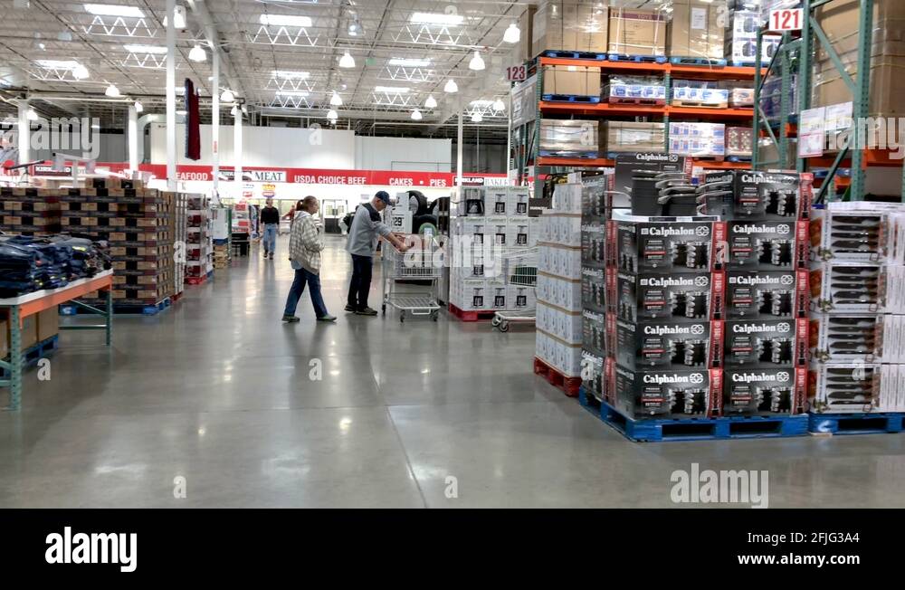 Costco wholesale interior Stock Videos & Footage - HD and 4K Video ...