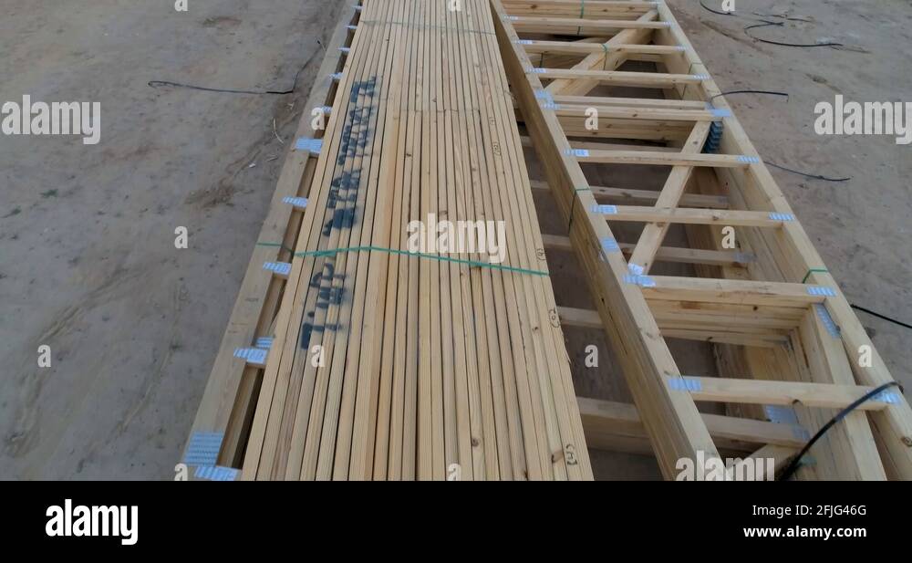 Trusses Stock Videos & Footage - HD and 4K Video Clips - Alamy