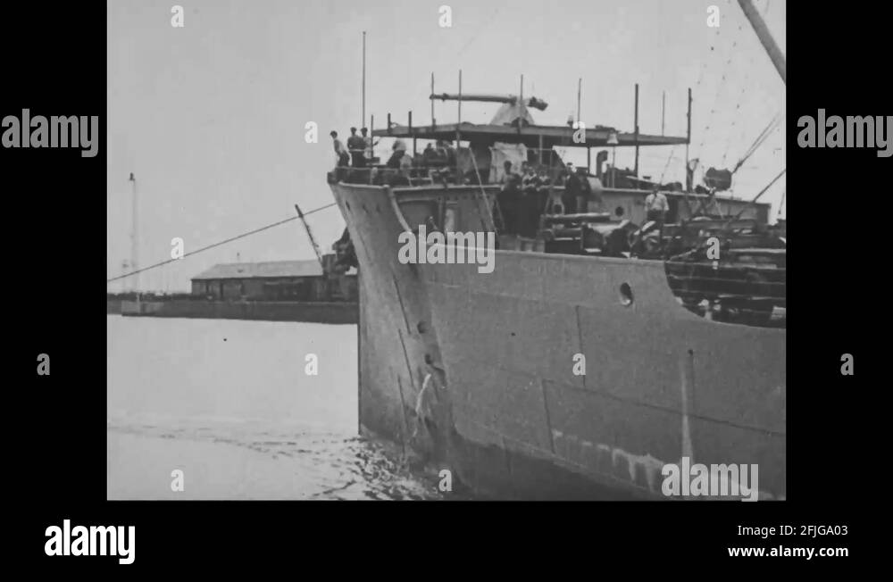 Harbor craft Stock Videos & Footage - HD and 4K Video Clips - Alamy