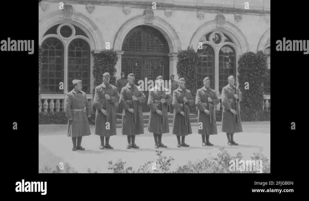 Maj gen davis Stock Videos & Footage - HD and 4K Video Clips - Alamy