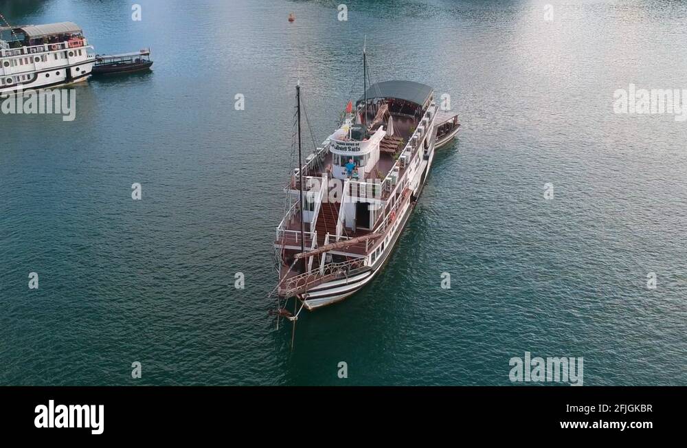 Ferries boat Stock Videos & Footage - HD and 4K Video Clips - Alamy