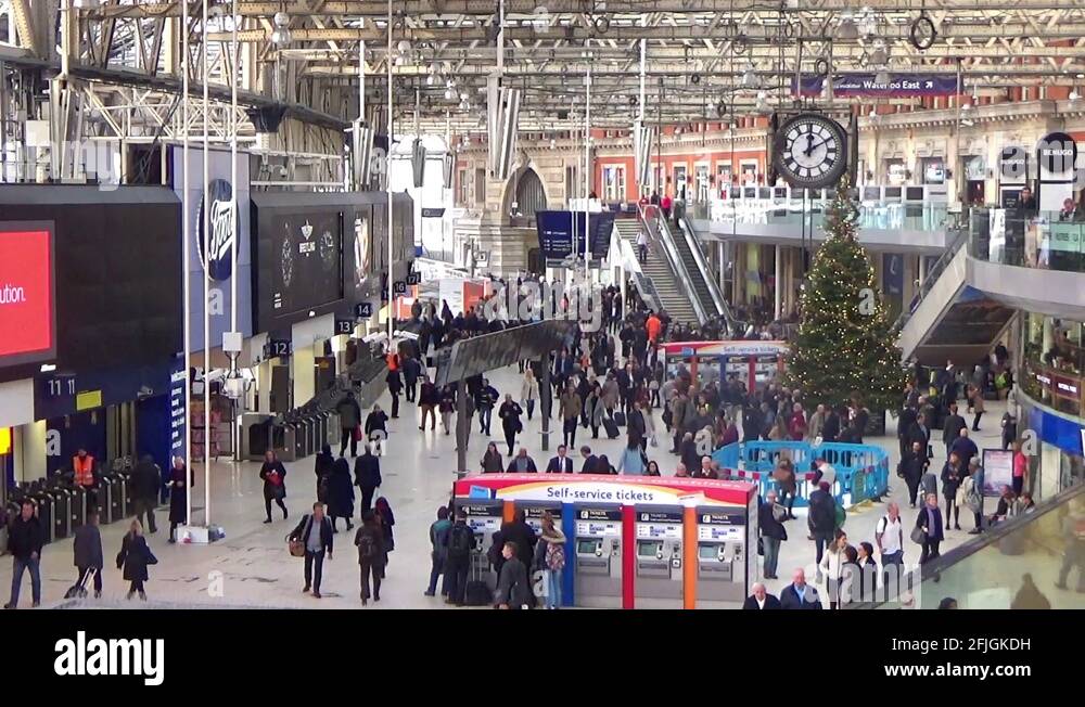 Famous clock at london waterloo station Stock Videos & Footage - HD and ...