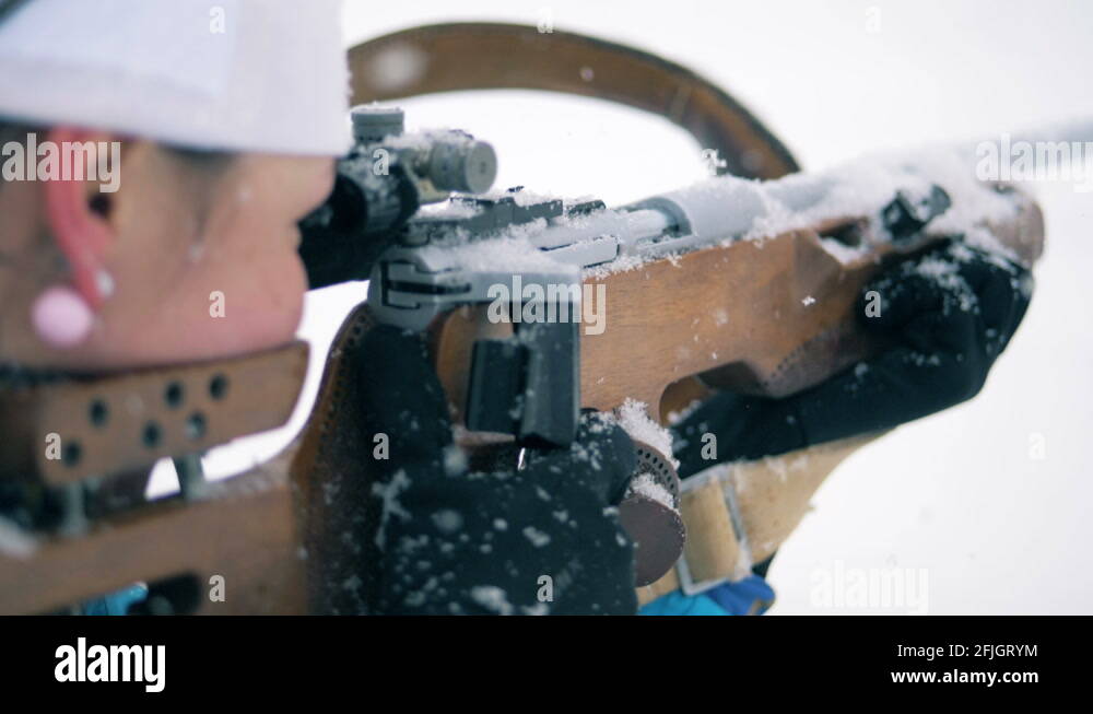 Firing riffles Stock Videos & Footage - HD and 4K Video Clips - Alamy