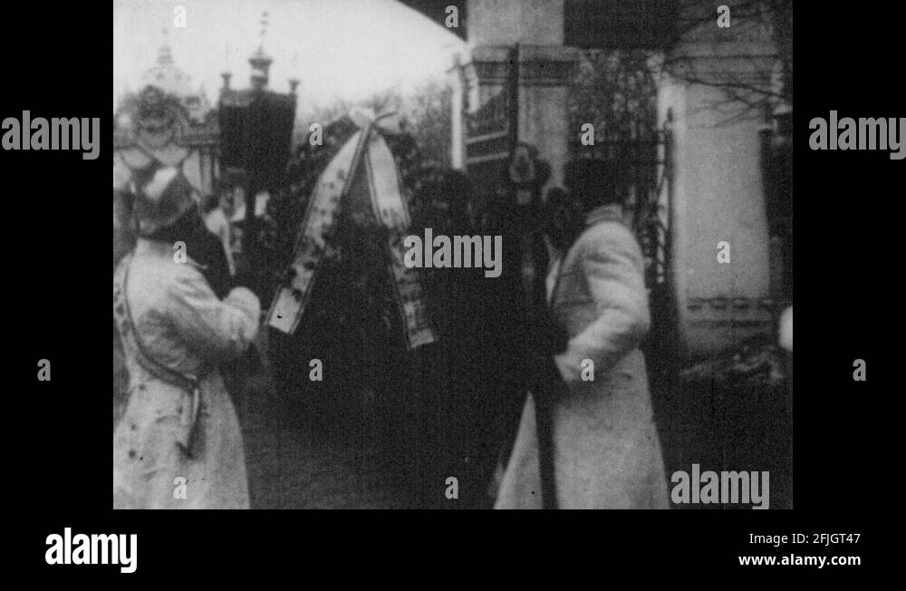 1930s funeral Stock Videos & Footage - HD and 4K Video Clips - Alamy