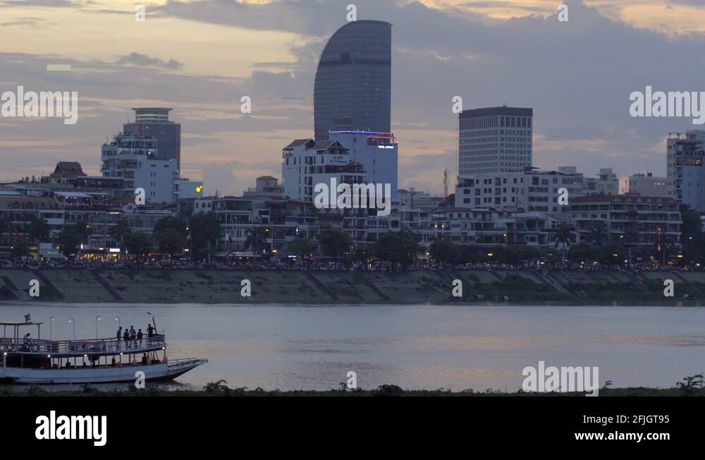 Mekong river phnom penh Stock Videos & Footage - HD and 4K Video Clips ...