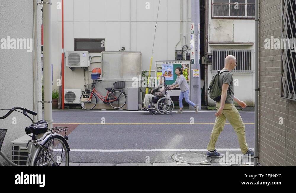 Disability wheelchair crowd race Stock Videos & Footage - HD and 4K ...