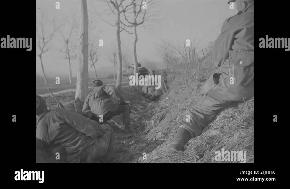 Browning m1919 Stock Videos & Footage - HD and 4K Video Clips - Alamy
