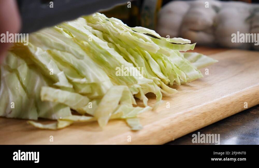 Sliced lettuce Stock Videos & Footage - HD and 4K Video Clips - Alamy