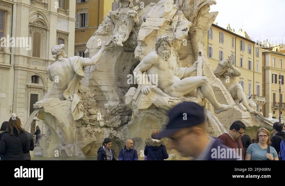 Piazza bernini Stock Videos & Footage - HD and 4K Video Clips - Alamy