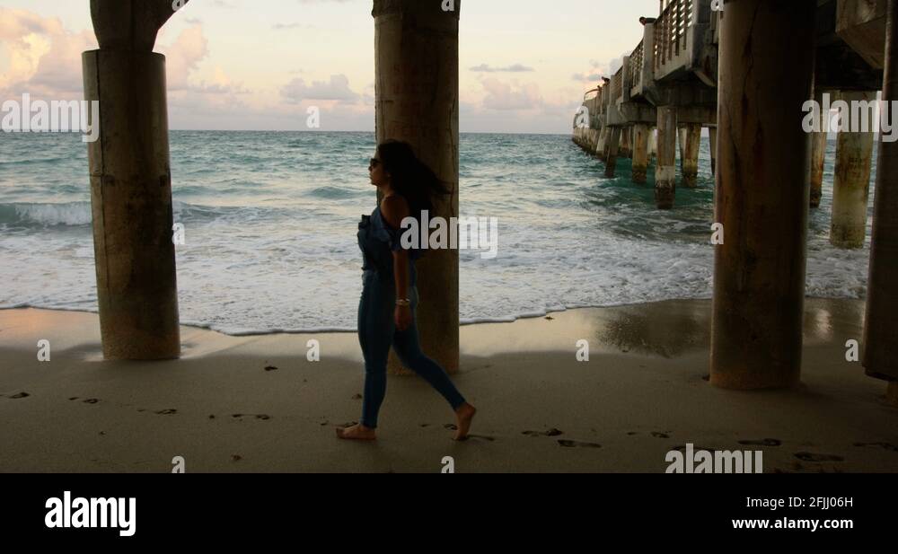 Walking with no shoes Stock Videos & Footage - HD and 4K Video Clips ...