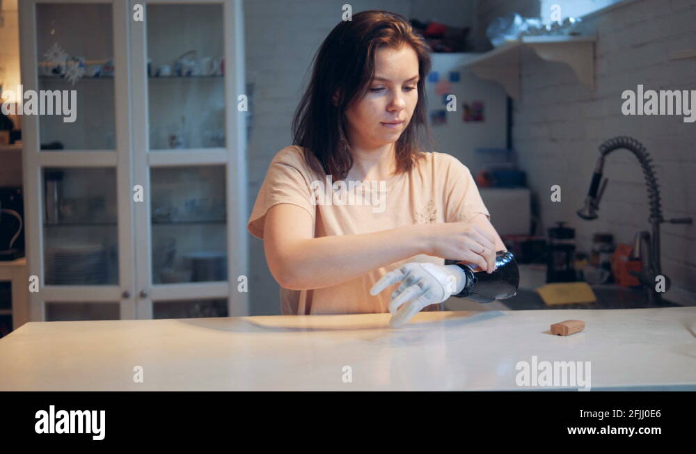 Hand battery Stock Videos & Footage - HD and 4K Video Clips - Alamy