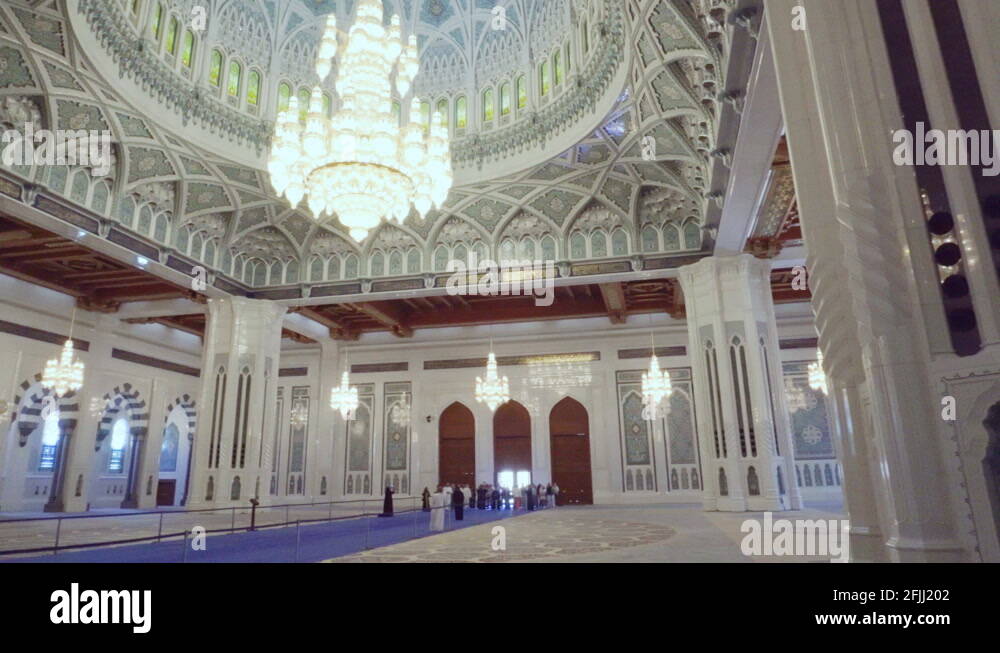 Sultan qaboos mosque prayer Stock Videos & Footage - HD and 4K Video ...