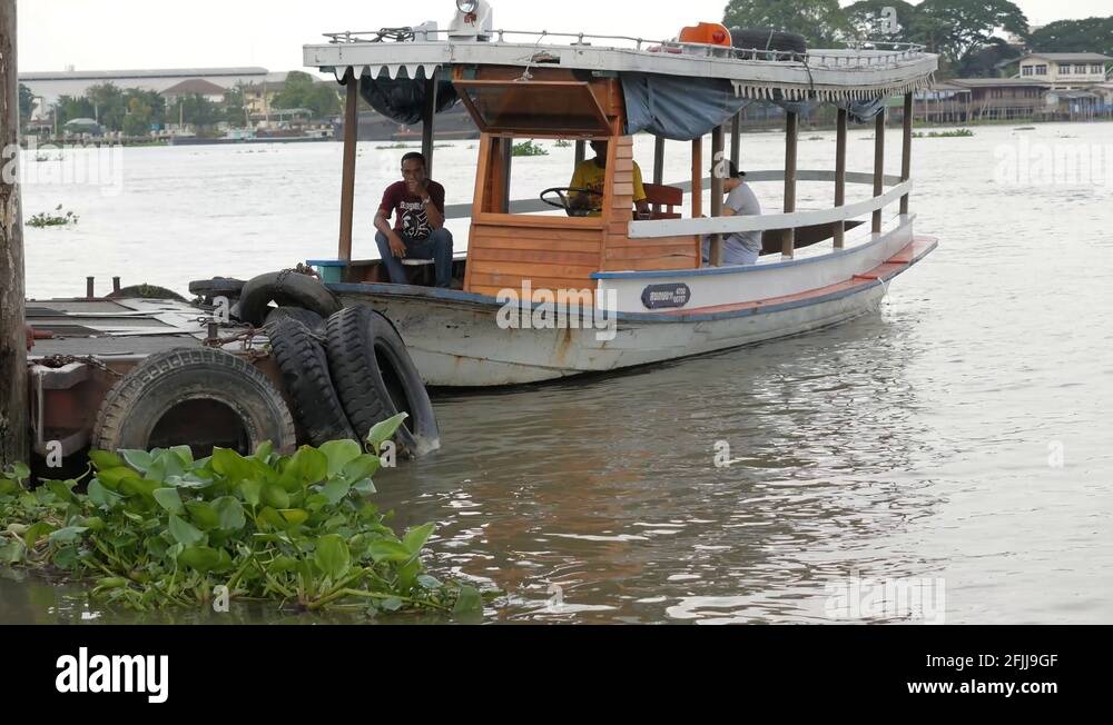 Passenger boat Passenger Ship Thai Passenger boat at Chao Phraya River ...