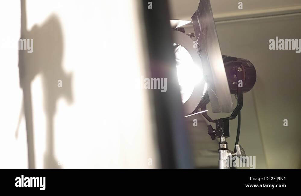 Hmi lights Stock Videos & Footage - HD and 4K Video Clips - Alamy