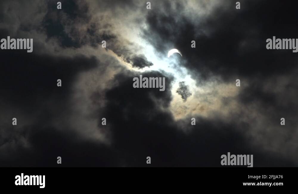 Dark eclipse Stock Videos & Footage - HD and 4K Video Clips - Alamy