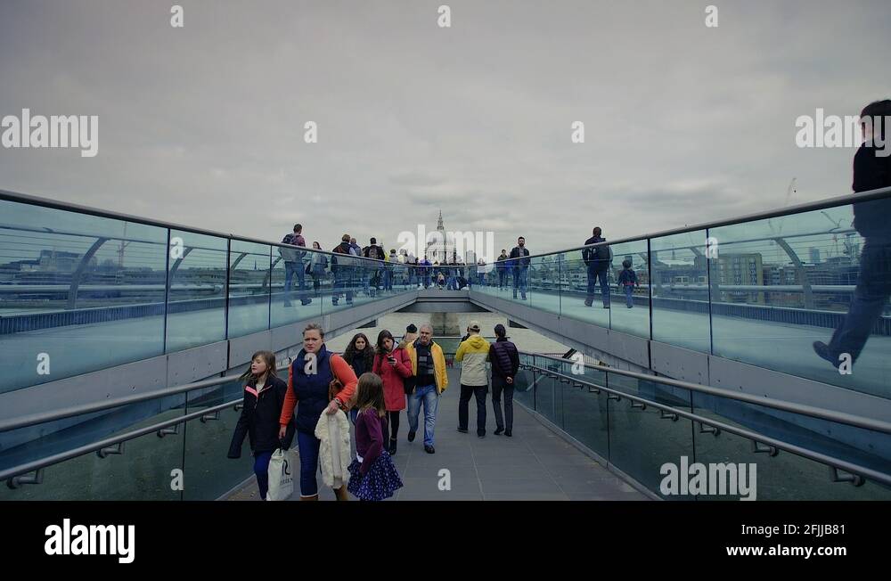 Oscillation bridge Stock Videos & Footage - HD and 4K Video Clips - Alamy