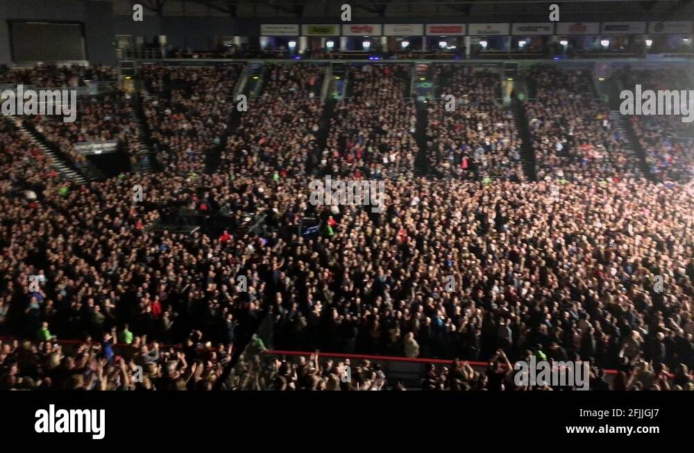 Gig crowd Stock Videos & Footage - HD and 4K Video Clips - Alamy