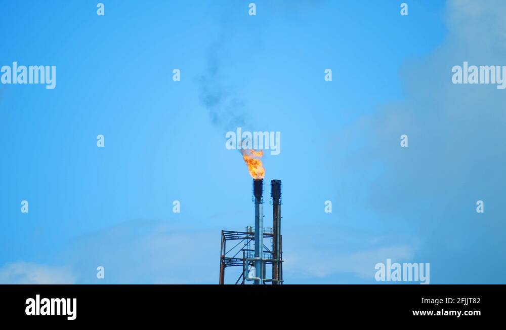 Refinery pipe fire Stock Videos & Footage - HD and 4K Video Clips - Alamy