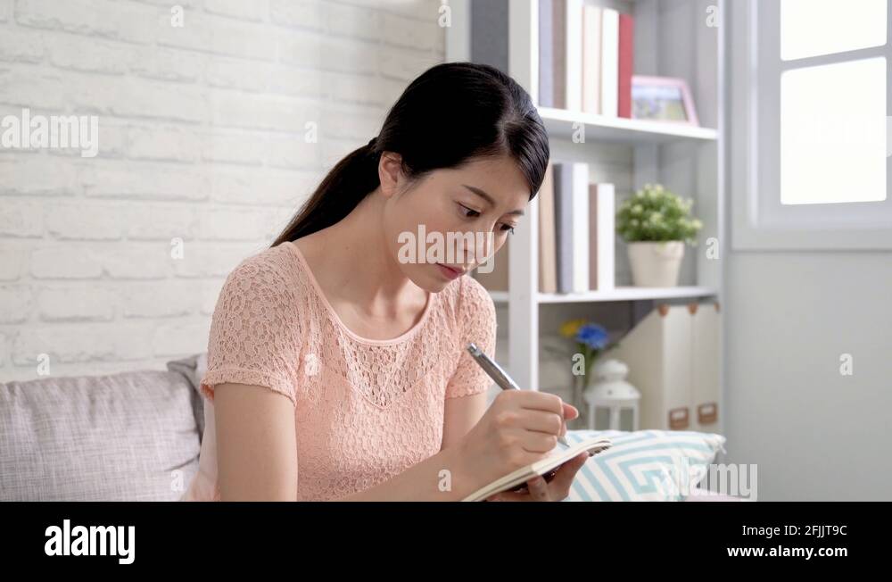 Living letters Stock Videos & Footage - HD and 4K Video Clips - Alamy