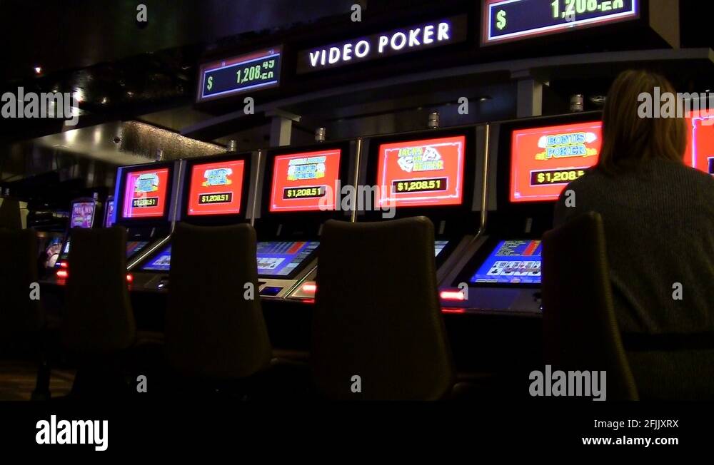 Video poker Stock Videos & Footage - HD and 4K Video Clips - Alamy