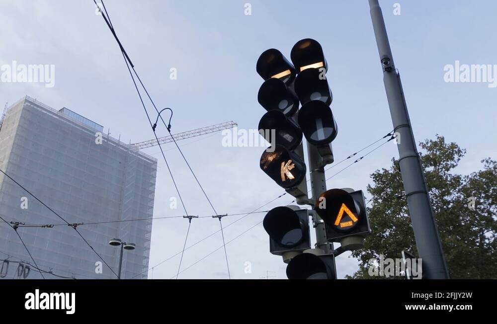 Level crossing lights Stock Videos & Footage - HD and 4K Video Clips ...
