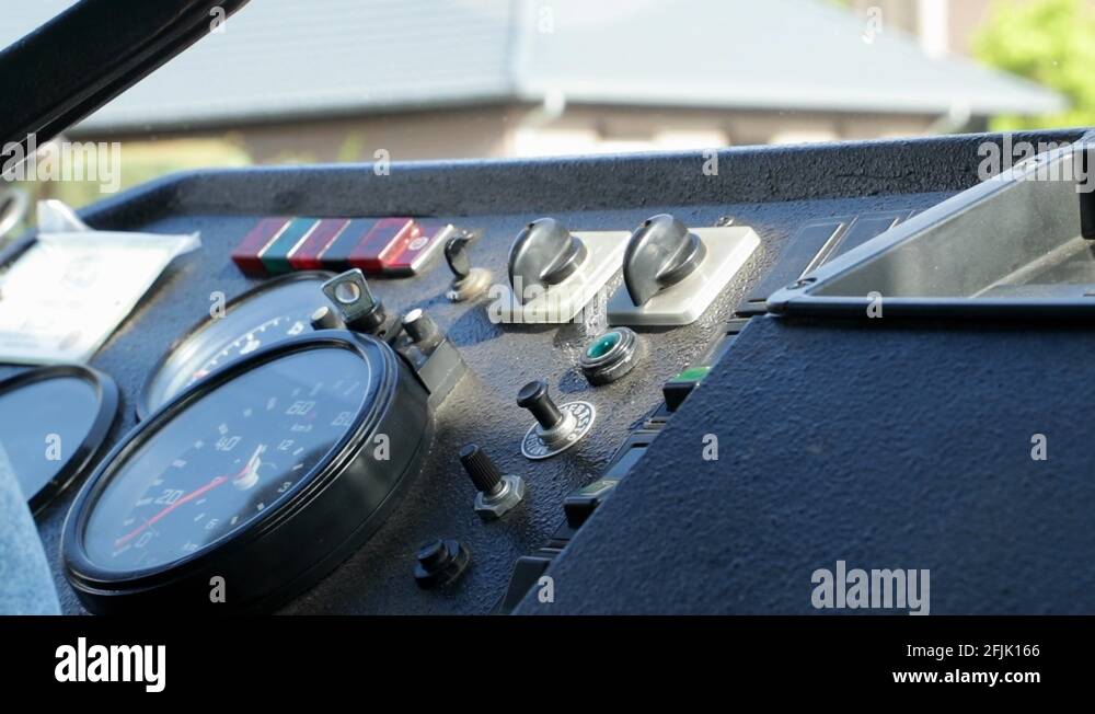 Old dashboard gauge Stock Videos & Footage - HD and 4K Video Clips - Alamy