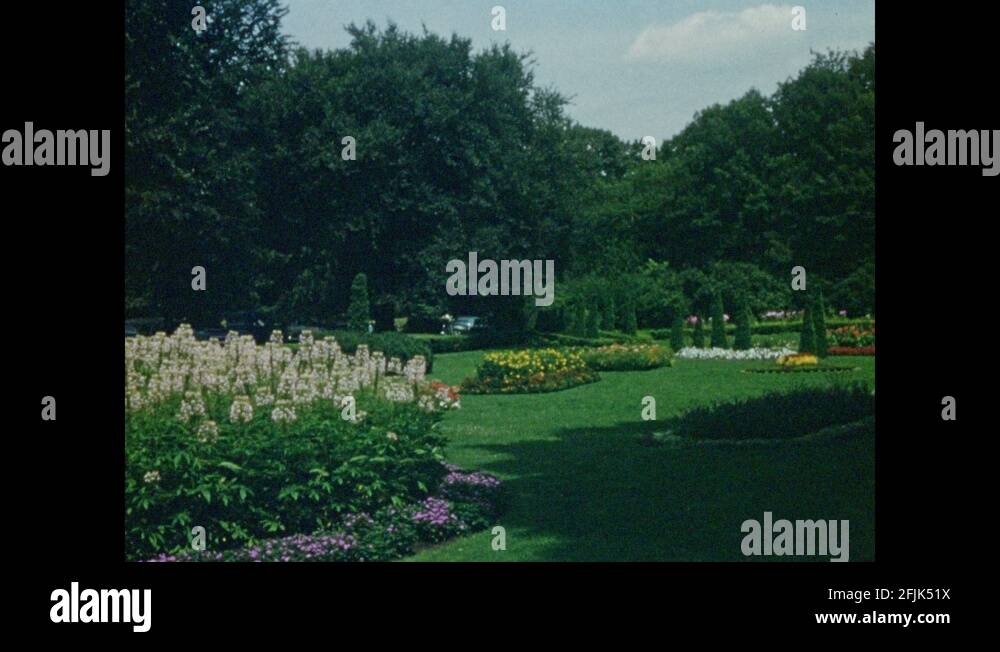 1950s garden Stock Videos & Footage - HD and 4K Video Clips - Alamy