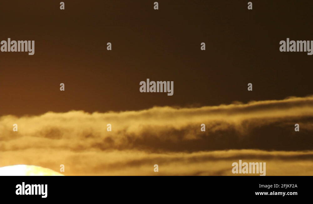 Thin line of cloud Stock Videos & Footage - HD and 4K Video Clips - Alamy