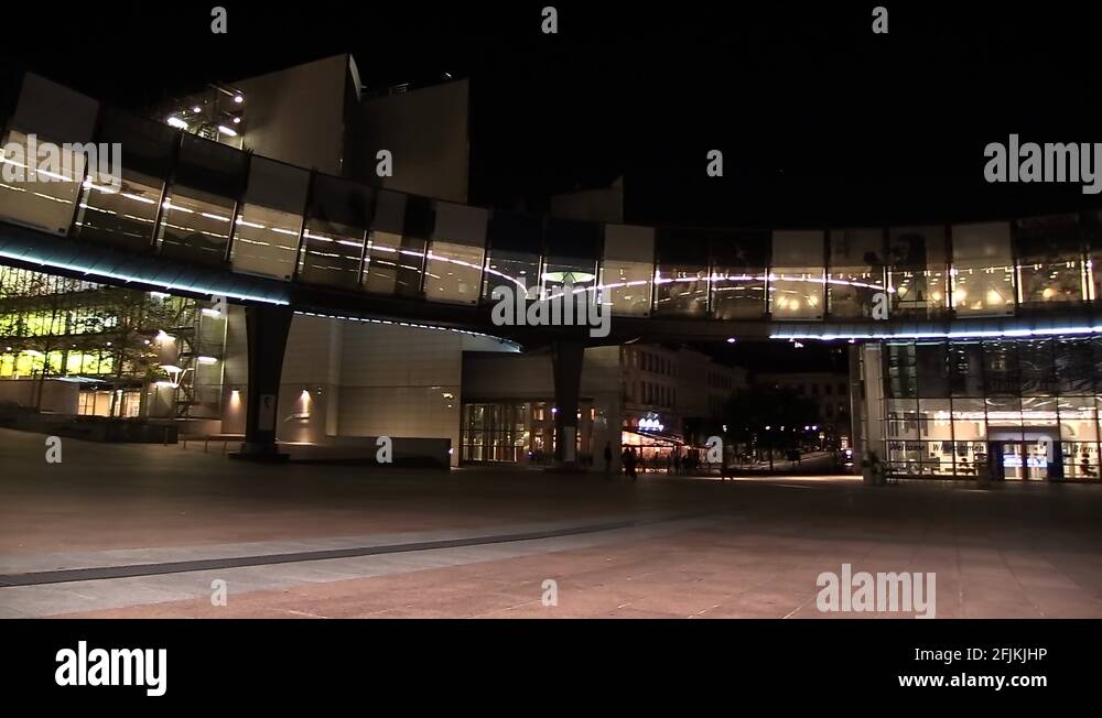 Parliament railway station Stock Videos & Footage - HD and 4K Video ...