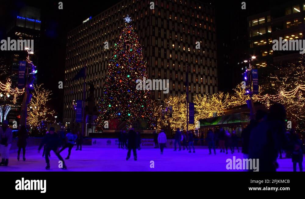 Detroit michigan campus martius park Stock Videos & Footage - HD and 4K ...