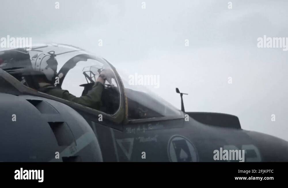 Vertical takeoff jet Stock Videos & Footage - HD and 4K Video Clips - Alamy