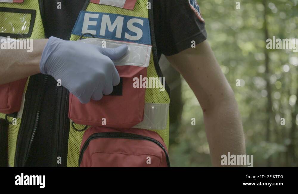 Paramedic uniform Stock Videos & Footage - HD and 4K Video Clips - Alamy