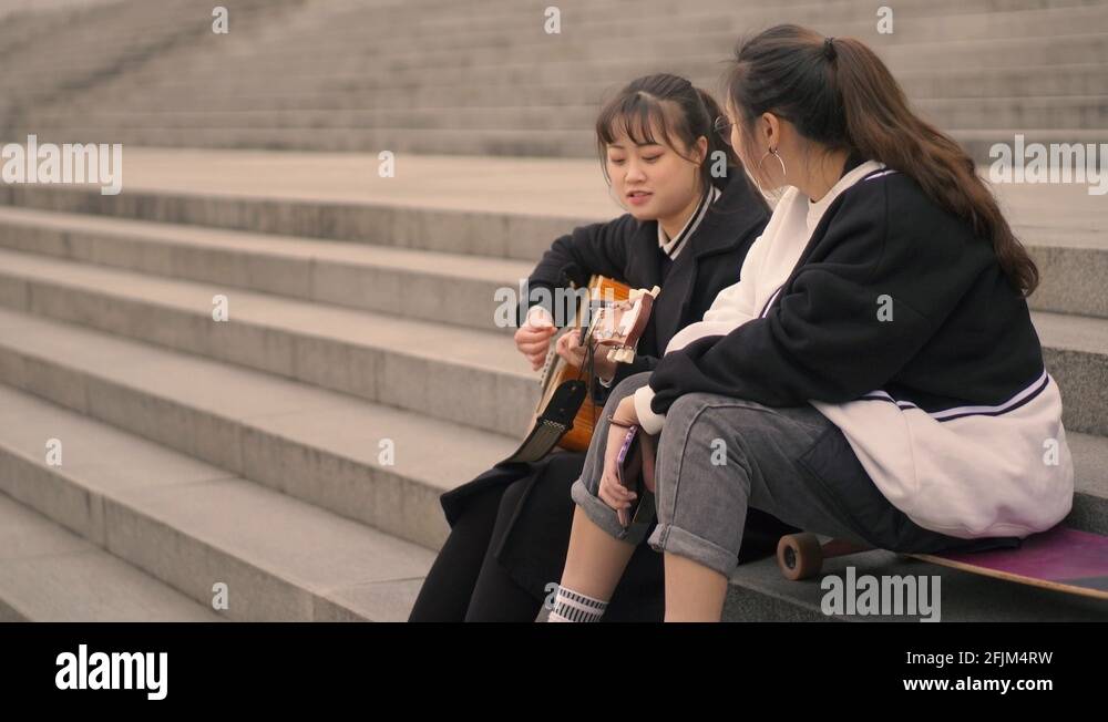 People playing music Stock Videos & Footage - HD and 4K Video Clips - Alamy