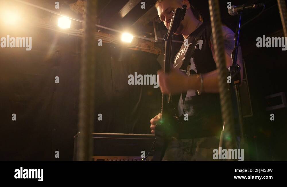 Fenced cage Stock Videos & Footage - HD and 4K Video Clips - Alamy