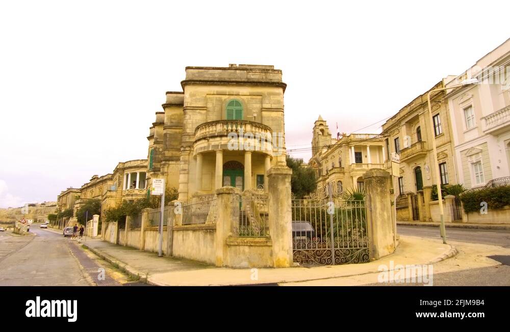 Stone built street Stock Videos & Footage - HD and 4K Video Clips - Alamy