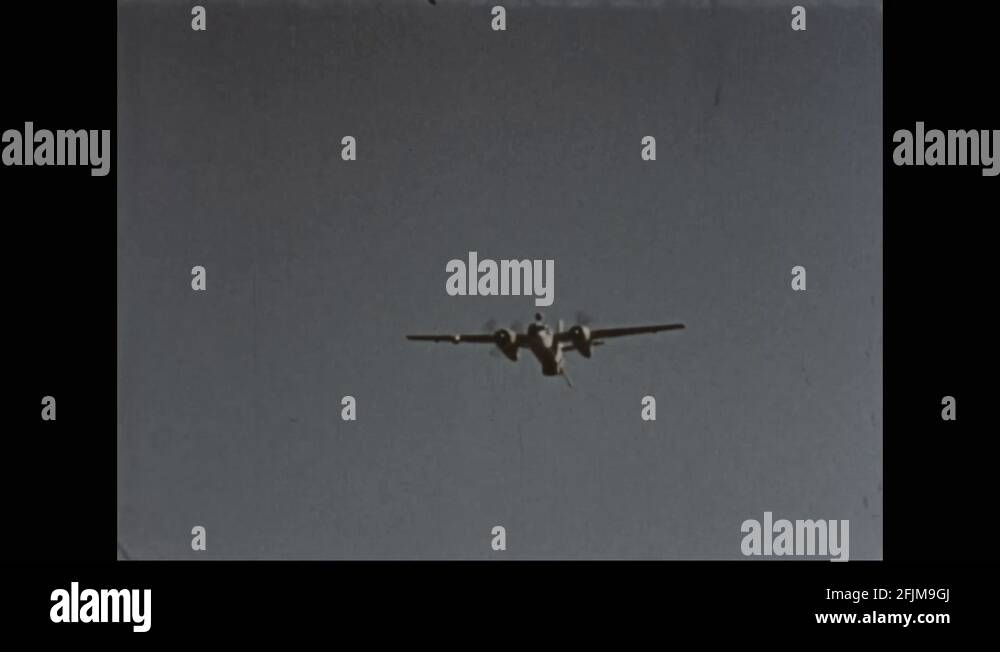 Grumman tracker Stock Videos & Footage - HD and 4K Video Clips - Alamy