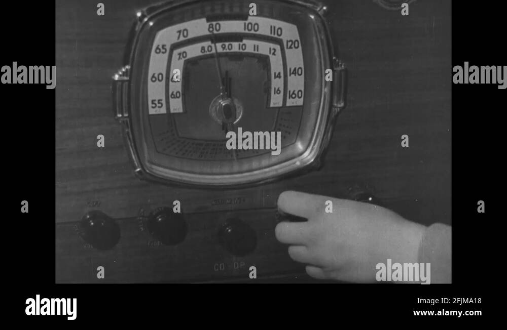Home radio ww2 Stock Videos & Footage - HD and 4K Video Clips - Alamy