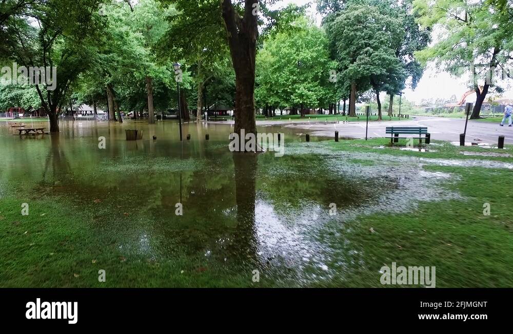 Flood water surrounds Stock Videos & Footage - HD and 4K Video Clips ...