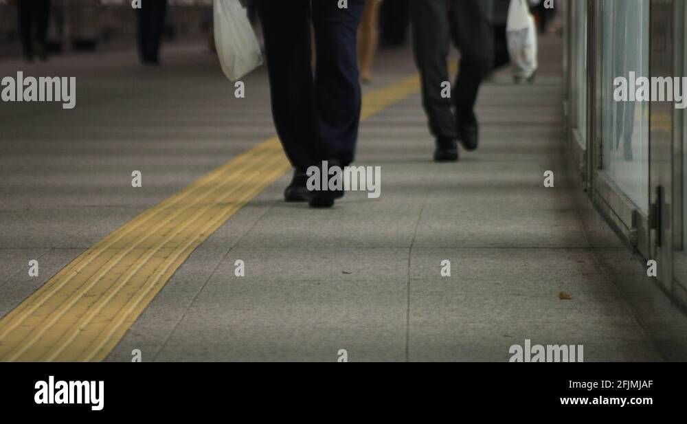 Shallow curve Stock Videos & Footage - HD and 4K Video Clips - Alamy