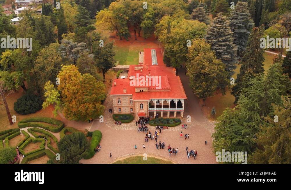 Palatial residence Stock Videos & Footage - HD and 4K Video Clips - Alamy