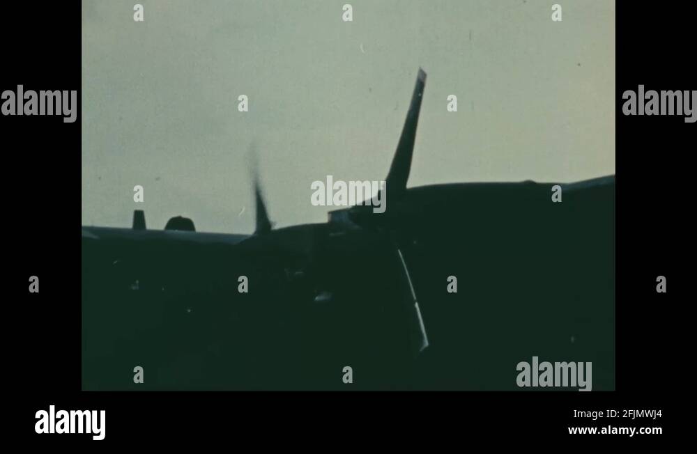 Ac 130 weapon system Stock Videos & Footage - HD and 4K Video Clips - Alamy